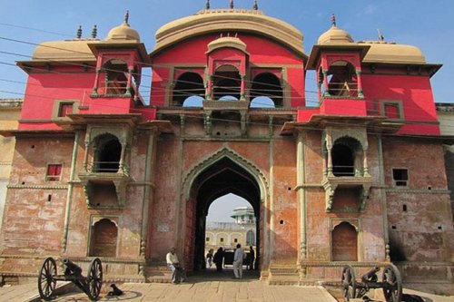 Ramnagar Fort: History, Entree Fees, Tickets, Time to Visit - Indiator
